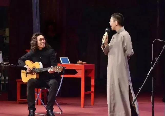 Why doesn't Peking opera actor Wang Peiyu play with guitar in Tianjin ...