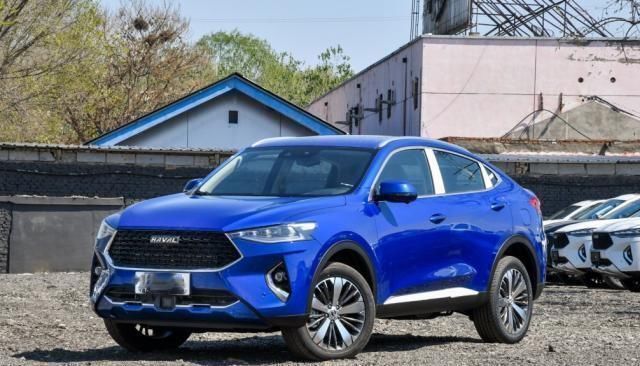 長城旗下首款轎跑SUV車型F7x，不足14萬就配2.0T引擎 - 頭條匯