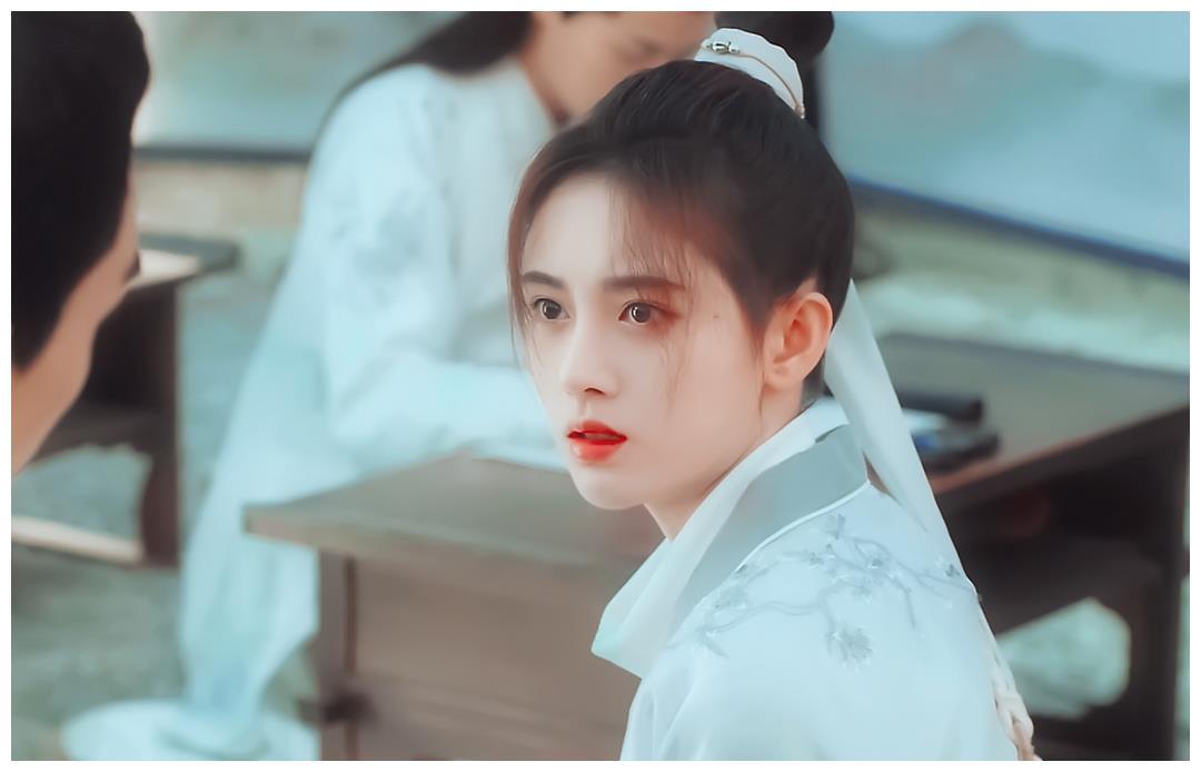 Gu Li Nazha's new drama disguised herself as a man, accused of ...