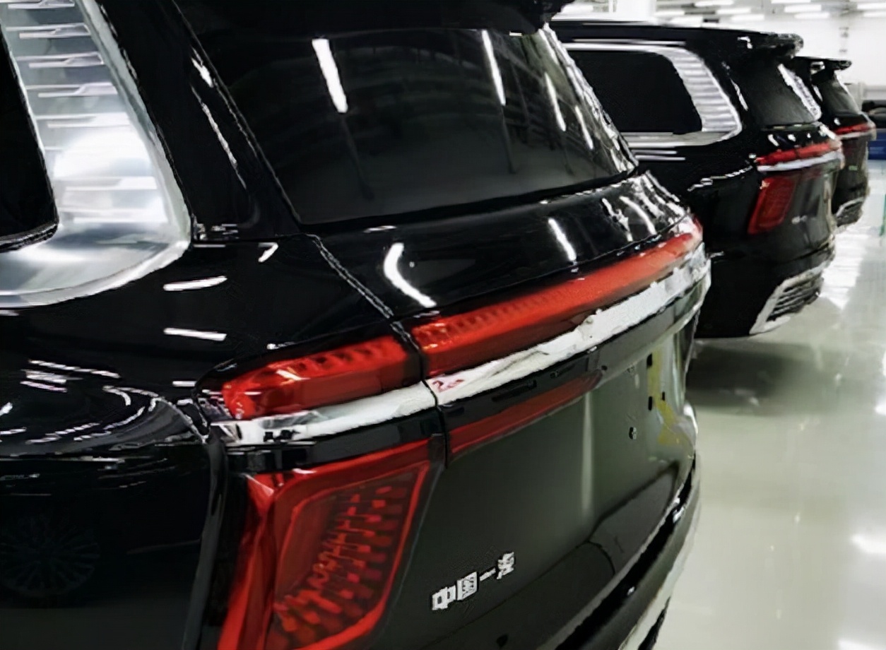 "Domestic Cullinan" Hongqi LS7 interior exposed, 6-seat suede roof ...
