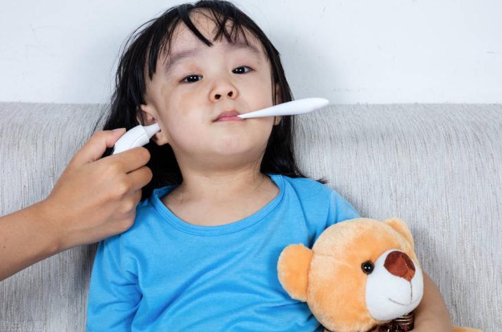 A mother who is 150 cm tall has raised a 15-year-old son who is 182 cm ...