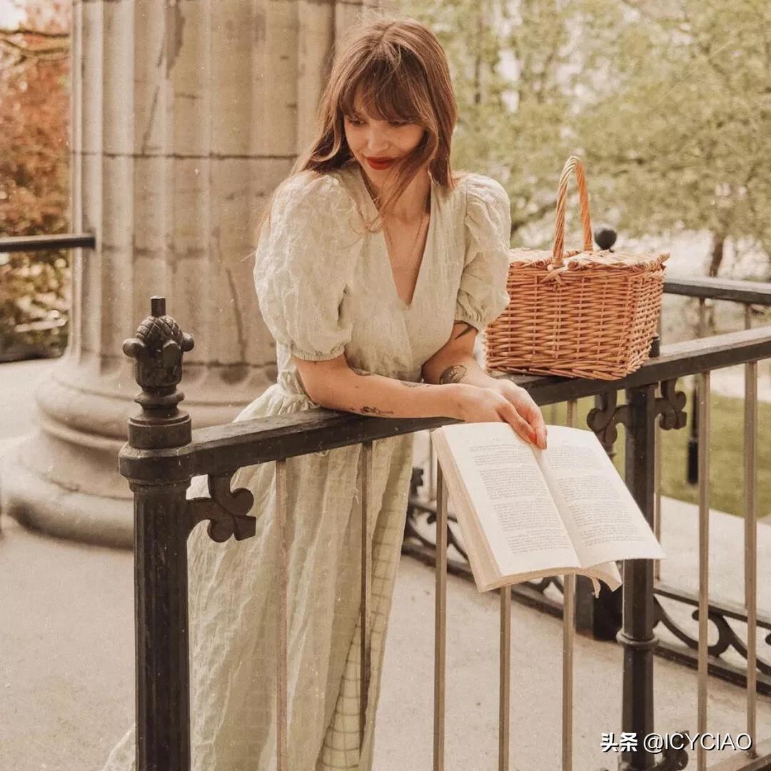 The French romance of Canadian blogger Audrey Rivet - iMedia