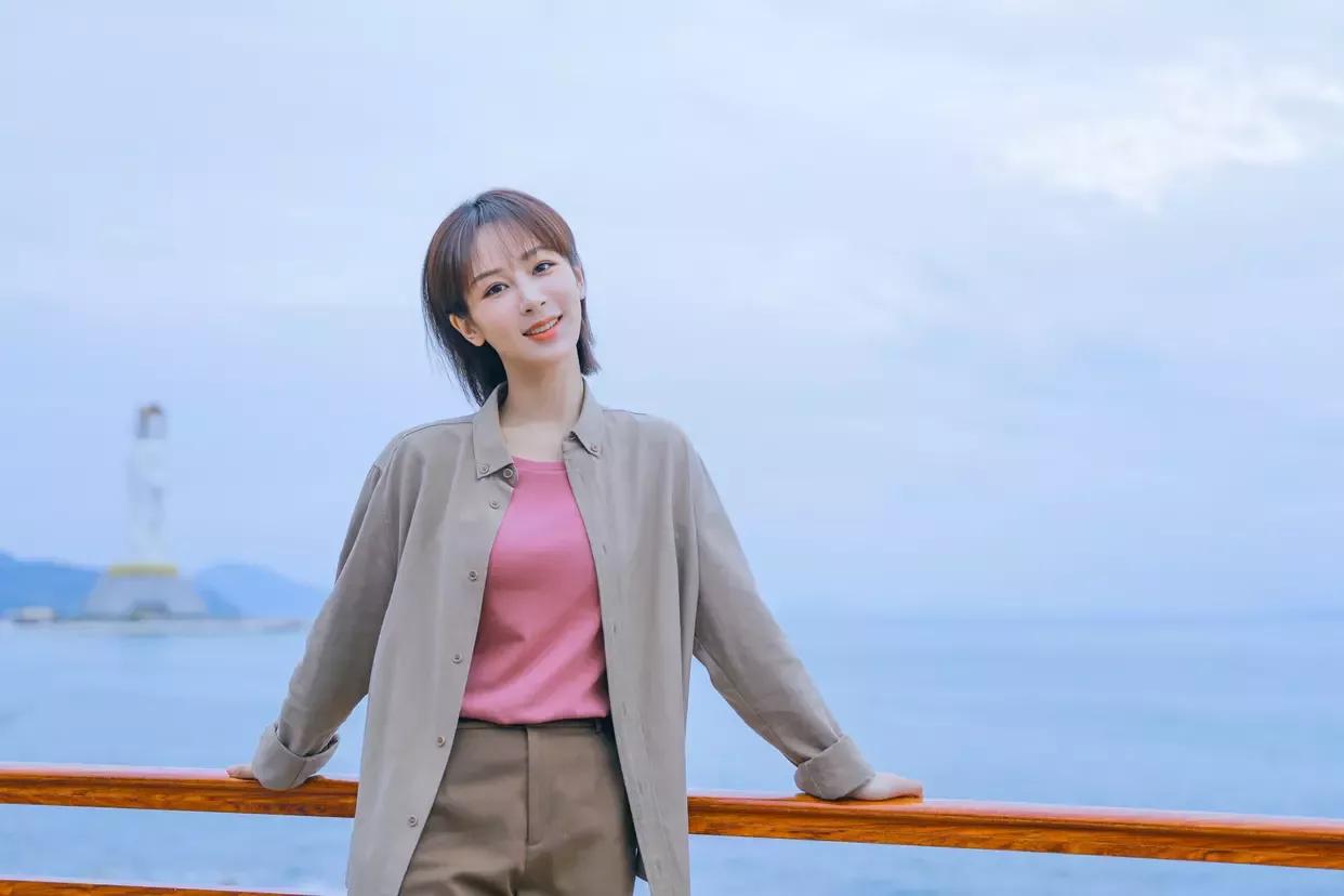 Yang Zifeng lingered in his ears - iNEWS