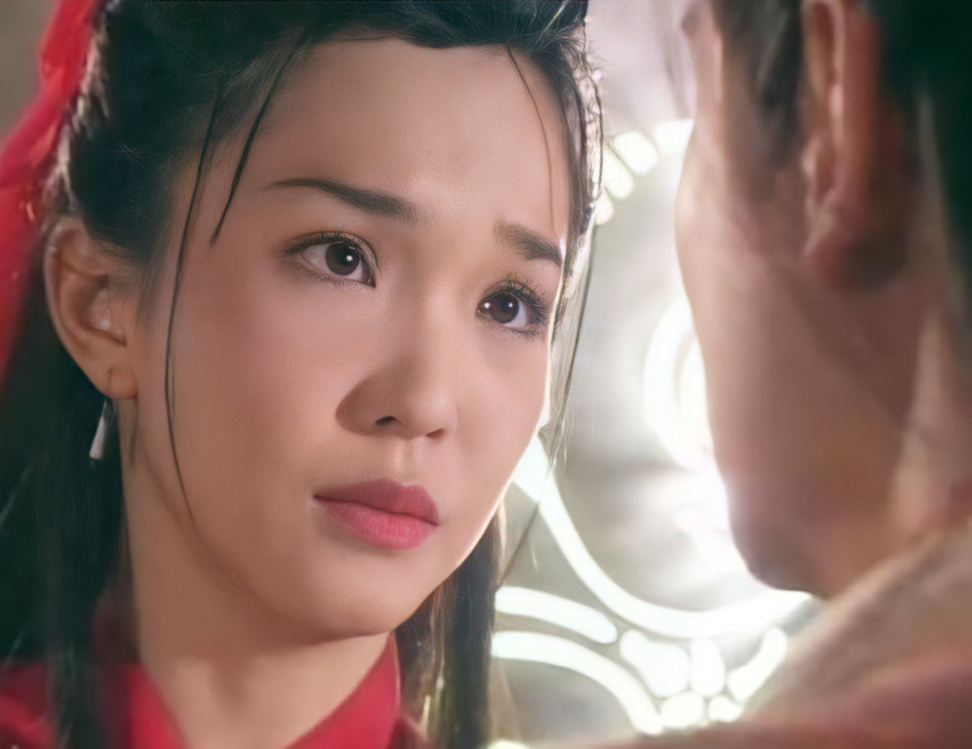 16 years later, on Mount Hua, are the three daughters Ying Gu, Xiaolong Nu, and Huang Rong. - iMedia