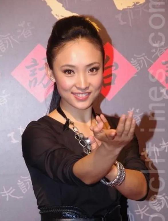 "Pan Jinlian" Bai Jing: She was brutally killed by her husband Zhou ...