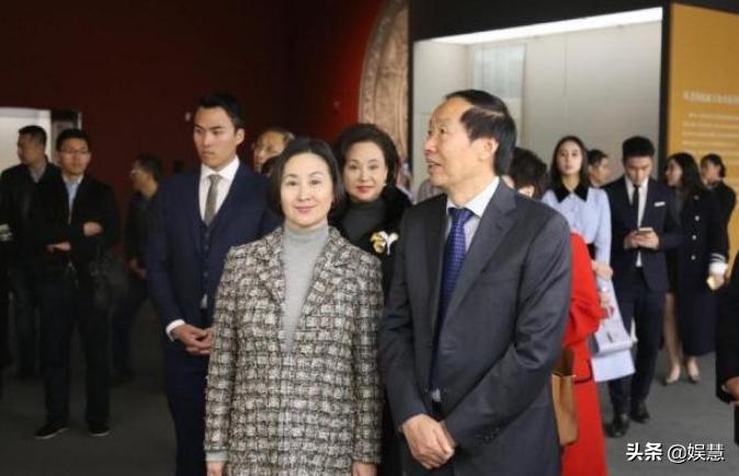 Auntie Chen Wanzhen and Anqi Liang made a rare appearance in Shanghai ...