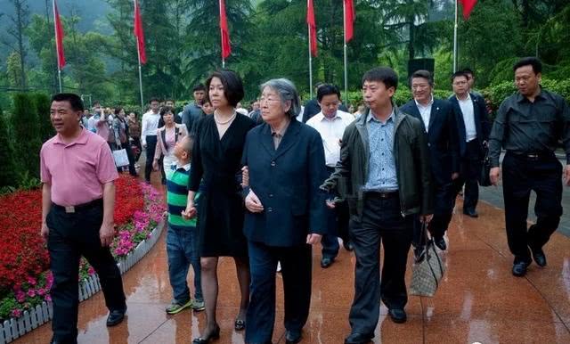 Kong Dongmei: Mao Zedong's descendants are the most like him. He ...