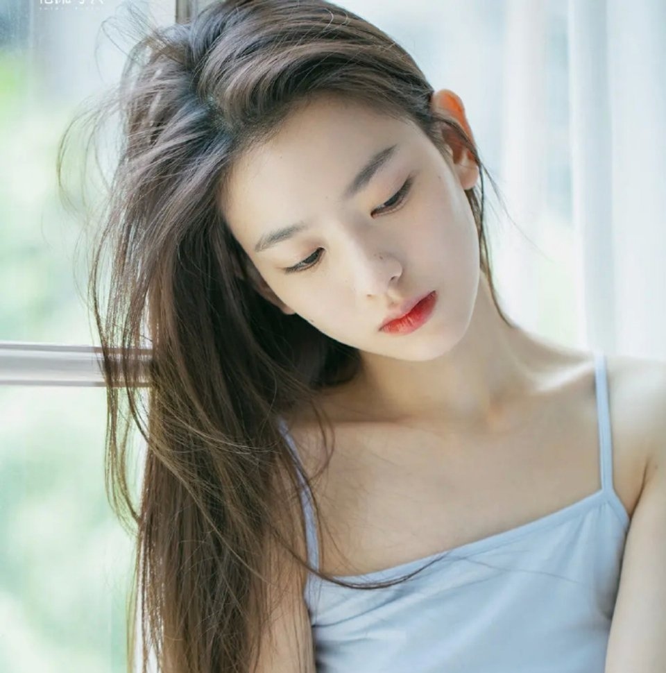 Sun Ning's live broadcast forgot to open the beauty, see the real value ...