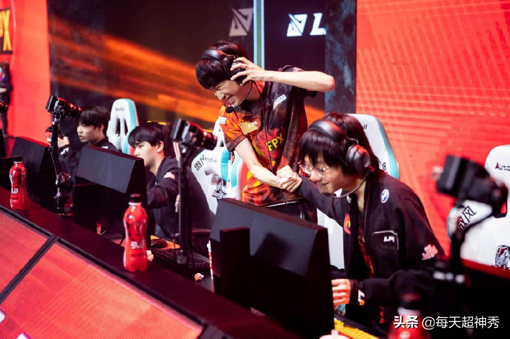 GimGoon王者歸來？繼Doinb之後，LPL知名爆料人透露好消息 - 資訊咖