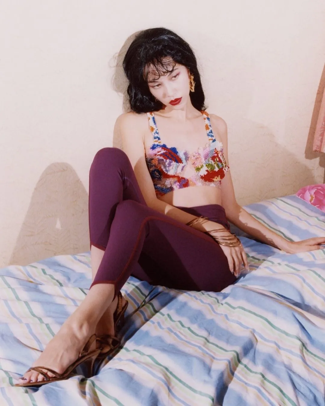 Suwon Kiko's nakedness is questioned as "erotic actress"!Wearing Li Ning, netizens are anxious ...