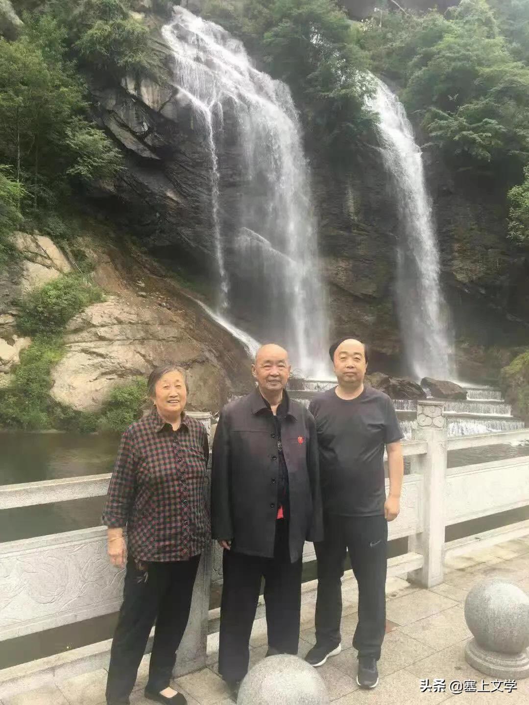 Prose: Father (Ningxia: Zhang Wei) - iMedia