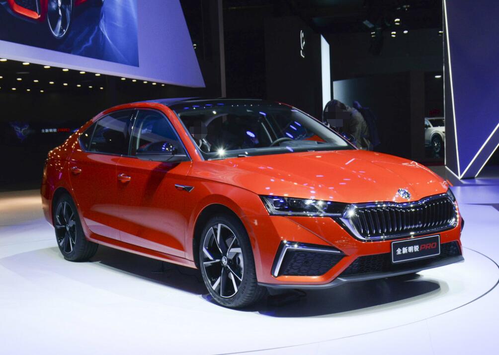 The design language is significantly younger, and the new Skoda Octavia ...