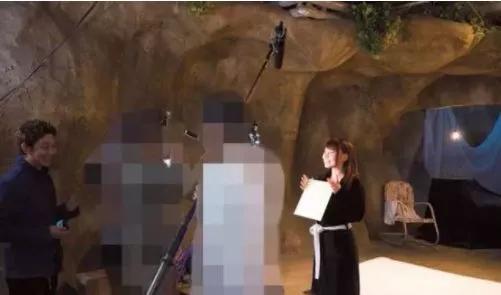 Sneak into the Japanese AV filming scene, it turned out to be like this ...