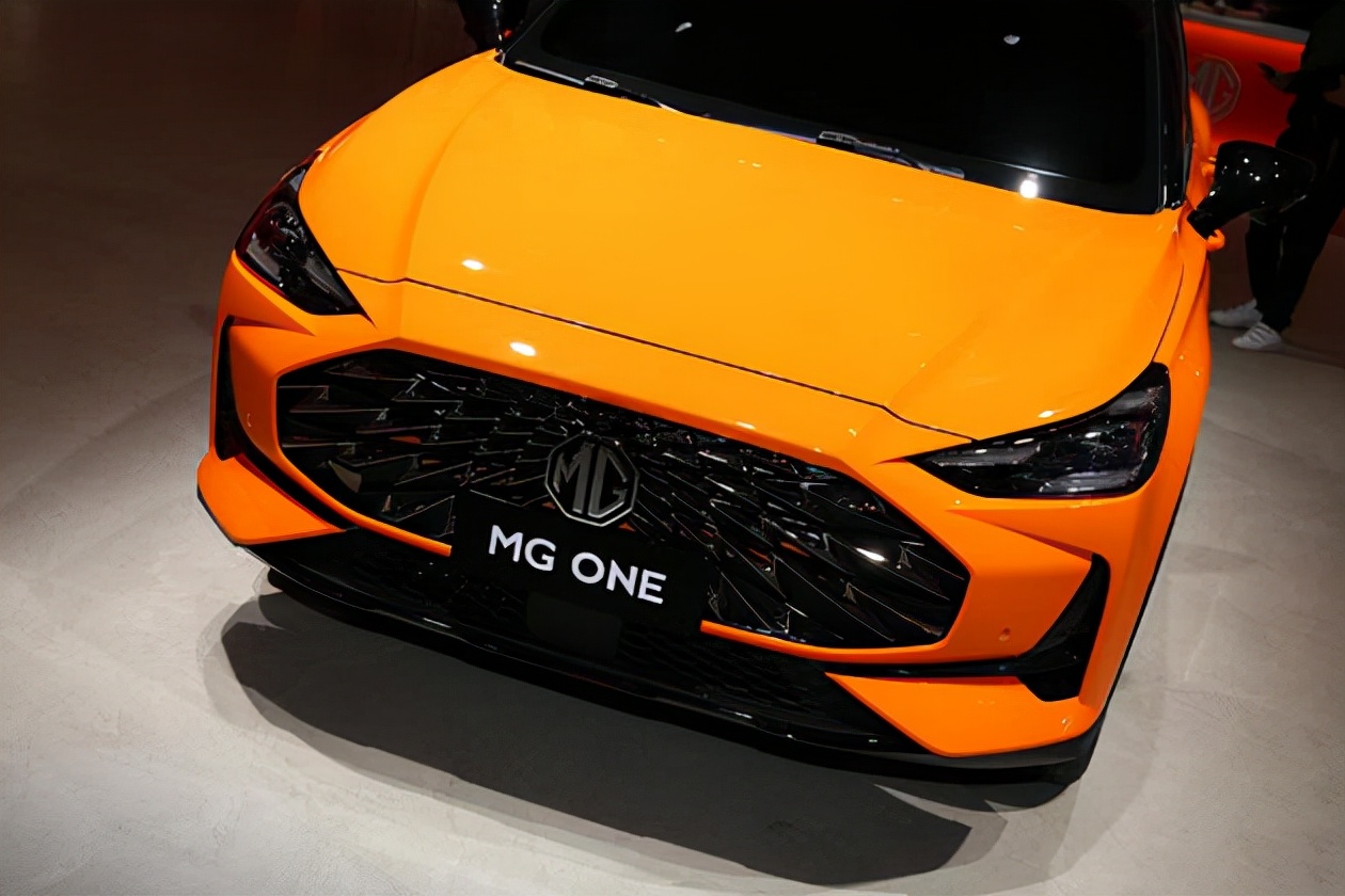 MG ONE亮相成都車展 有望年內上市 - 資訊咖