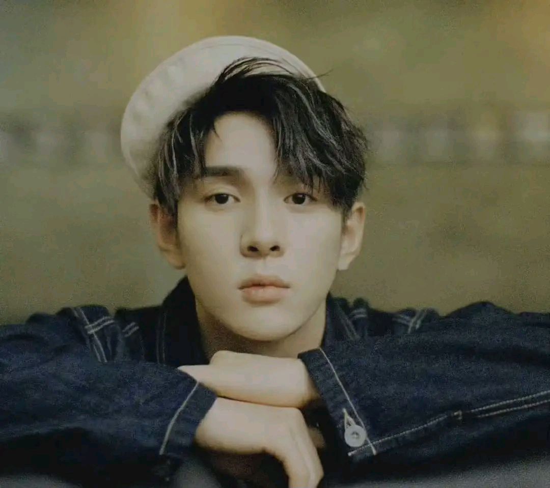 Entertainment News: Edison Chen, Li Jiaqi, Zhang Xinyu, Wan Qian, Cai ...