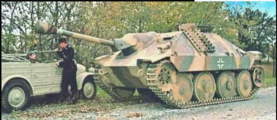 Czech tanks are used by German armored soldiers - iNEWS