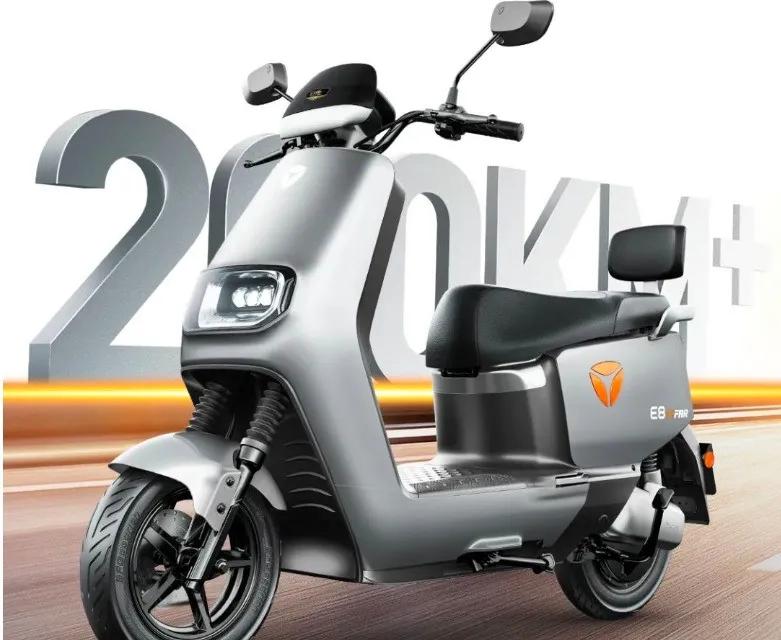 Yadea launched two new cars: 2.0T7 and 2.0 E8, with a battery life of ...