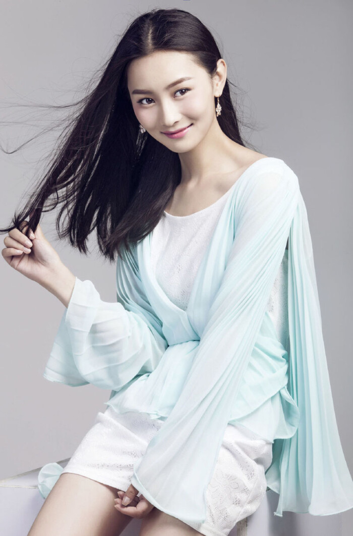 Fresh temperament beauty Zhang Weina life photo - iMedia