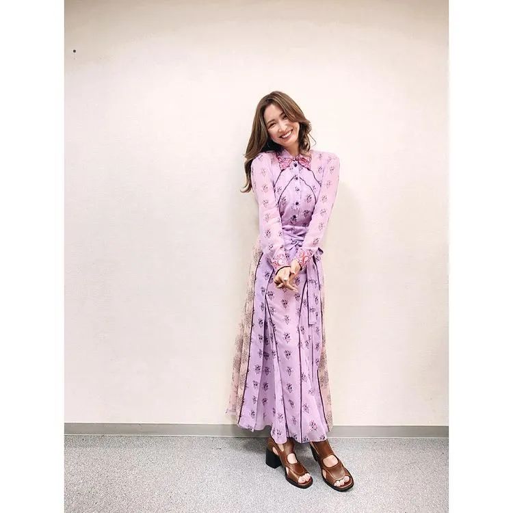 The 35-year-old Japanese actress is 156cm tall and wears 160w+ fans!The ...