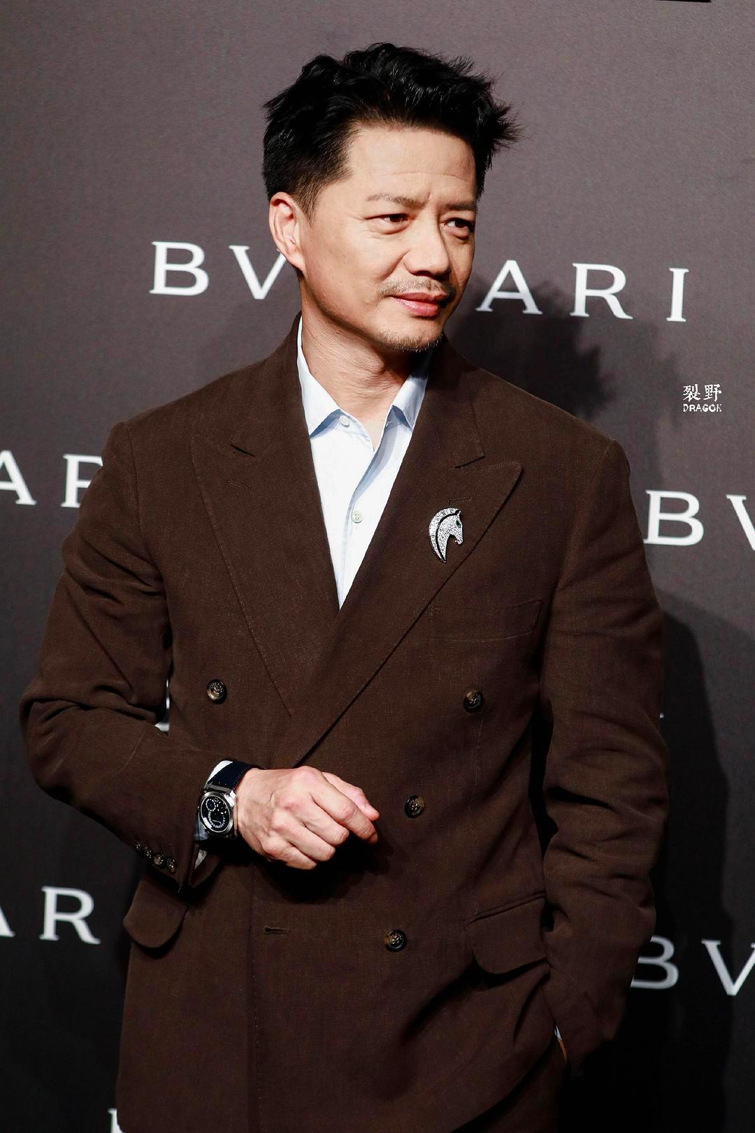 Deng Lun's temperament has changed for the Bulgari dinner infield map ...