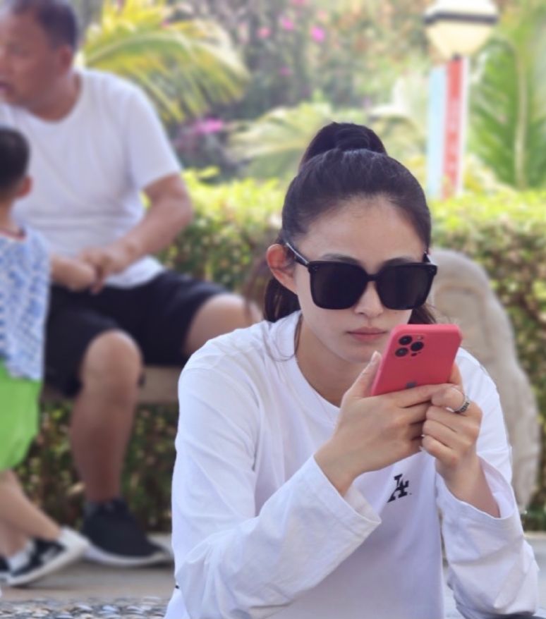 Chinese female karate athlete Gong Li, beautiful and able to play - iNEWS