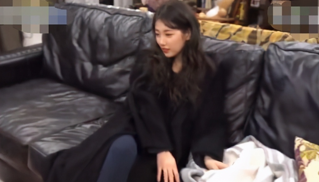 "National First Love" Pei Xiuzhi, who has been sitting on a luxury ...