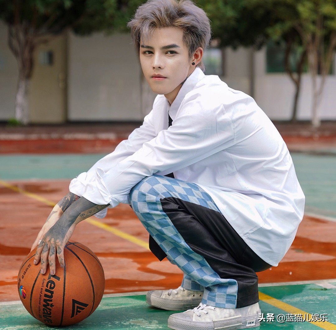 The lost Yin Shihang: The eyeballs were won by the process of cosmetic ...