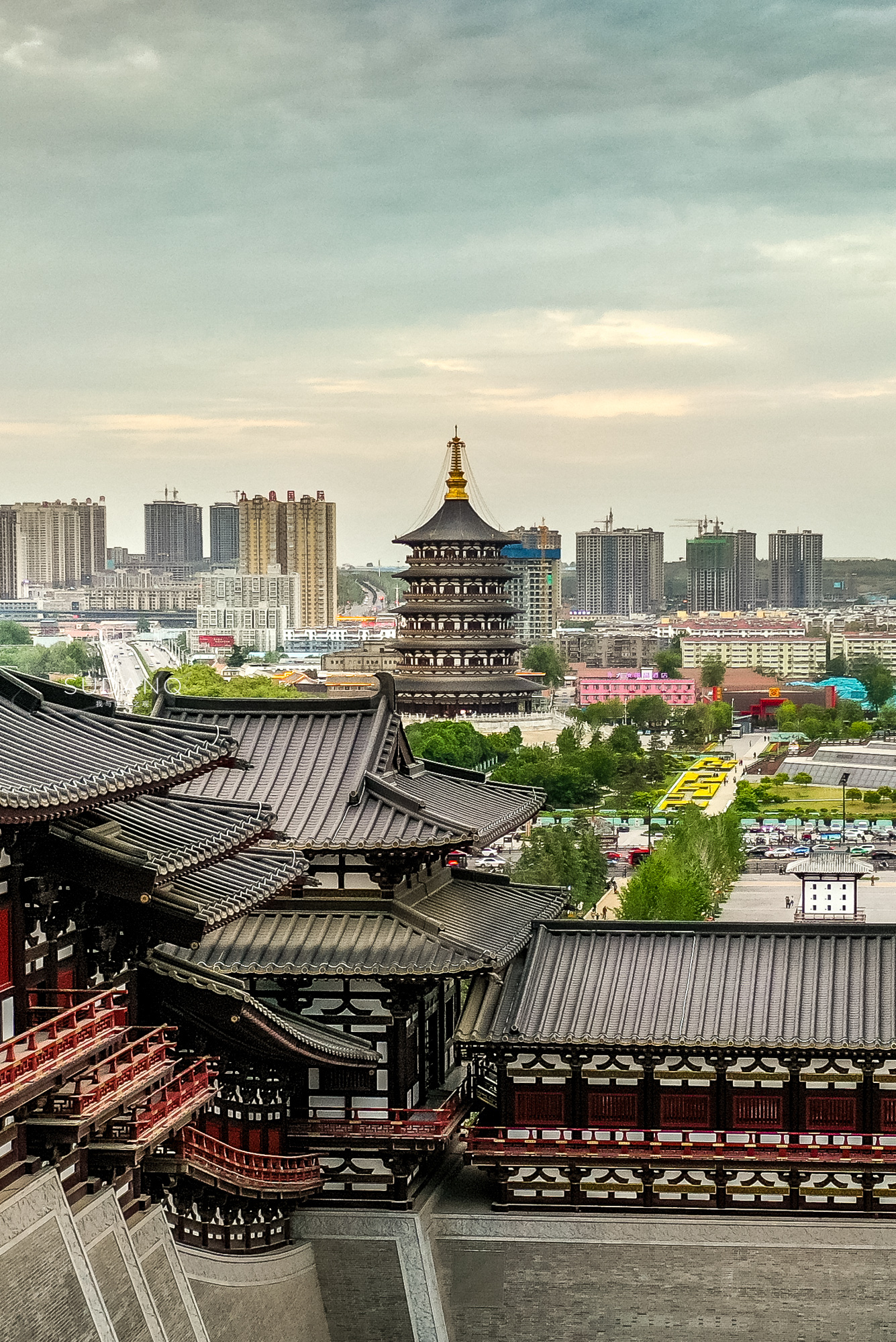 Luoyang Yingtian Gate: The demeanor of the city of God reappears, "the ...