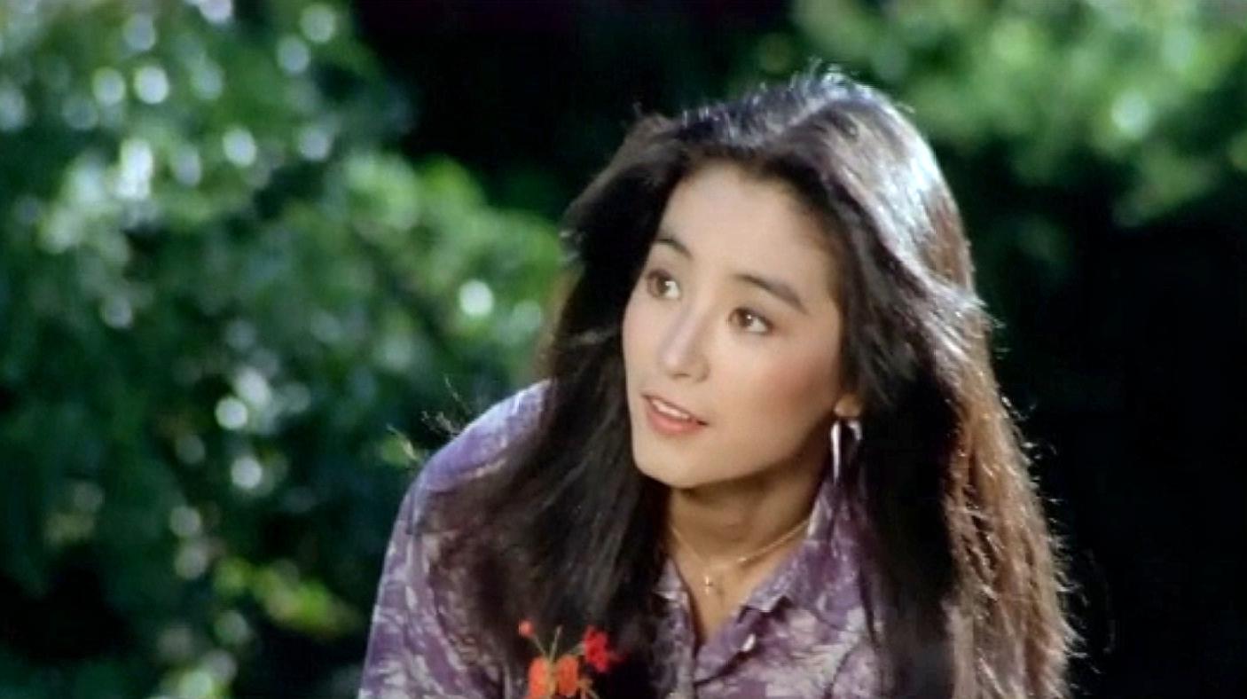 Qiong Yao commented on the beauty: Ruby Ruby's appearance is average, Yue Ling is a lady of ...