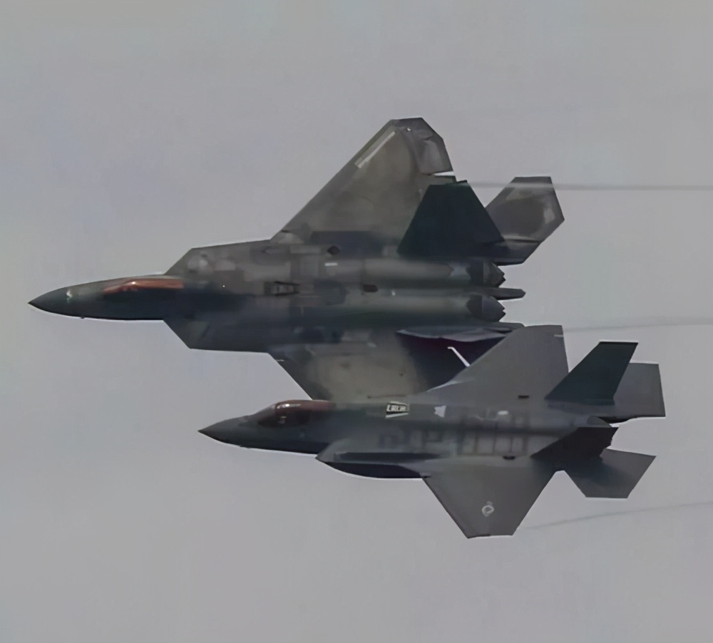 Code Wang Snake: US Air Force creates F36? "Five Generation Reduction ...