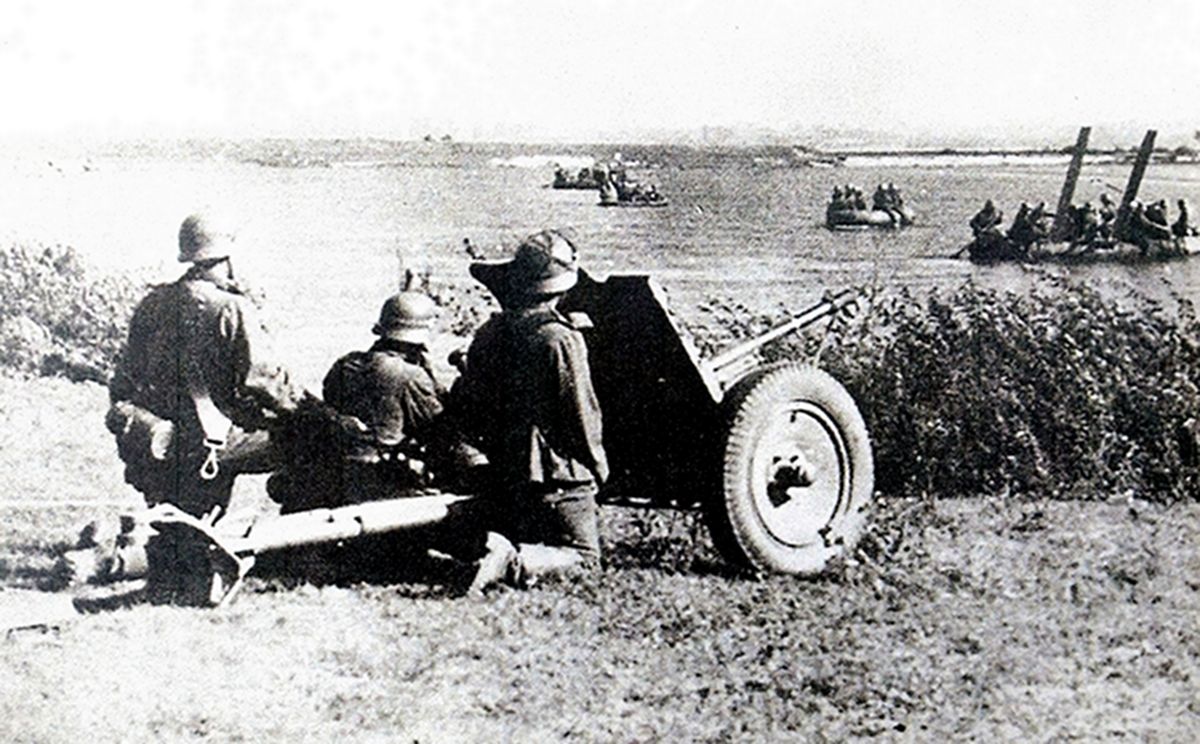 37mm Pak35/36 type anti-tank gun of German artillery in World War II ...