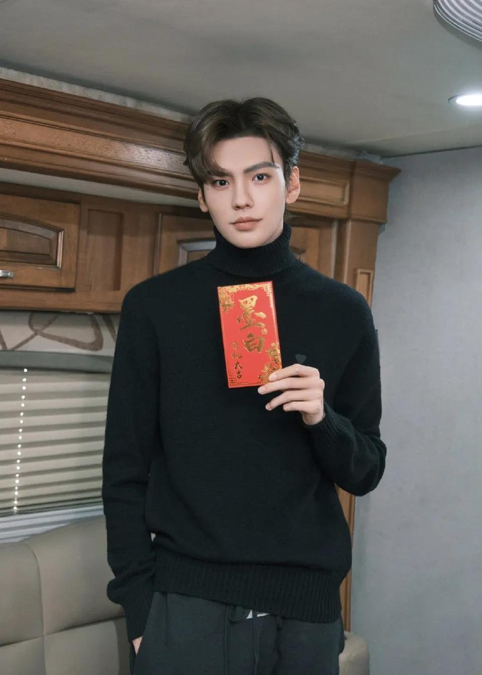 Bi Wenjun and Zhang Xueying starring in "Mo Bai" start - iNEWS