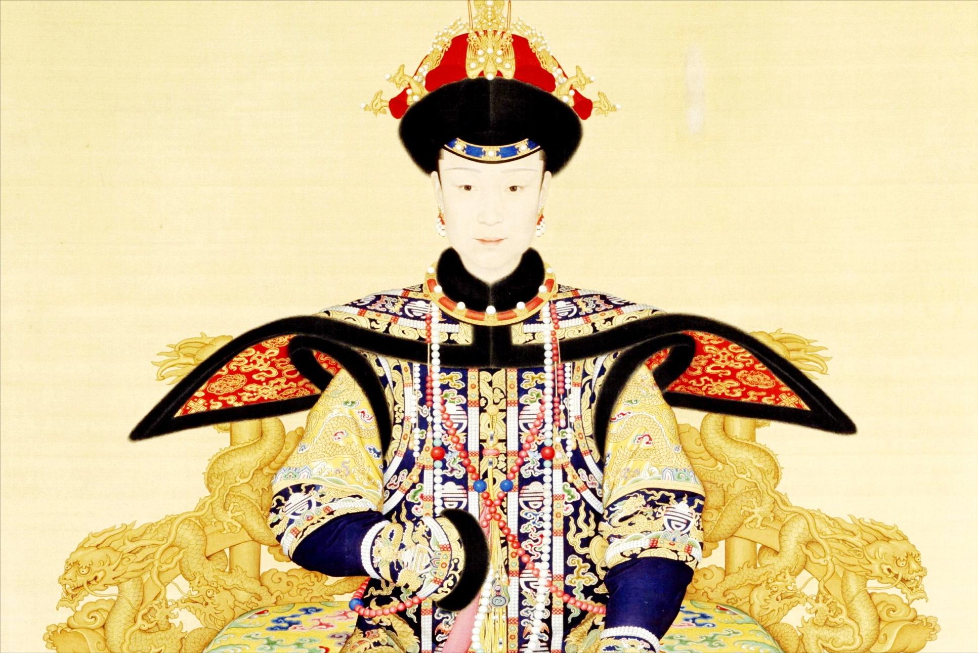 The first virtuous empress of the Qing Dynasty, the Empress Dowager ...