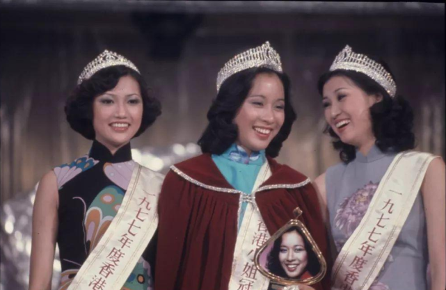 Zhu Lingling: 19-year-old became the champion of Hong Kong sister ...