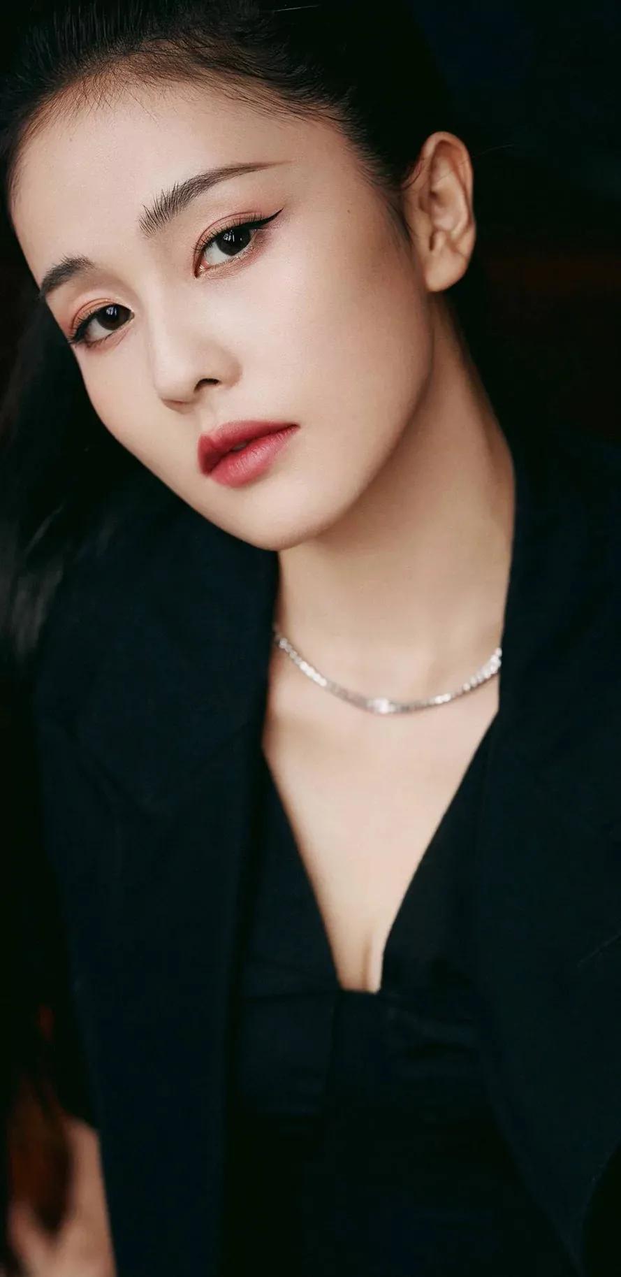 A collection of beautiful photos of Bailu: Do you like her? - iMedia