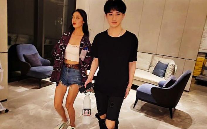 It's getting hotter and hotter. Tong Jincheng, the grandfather of ...