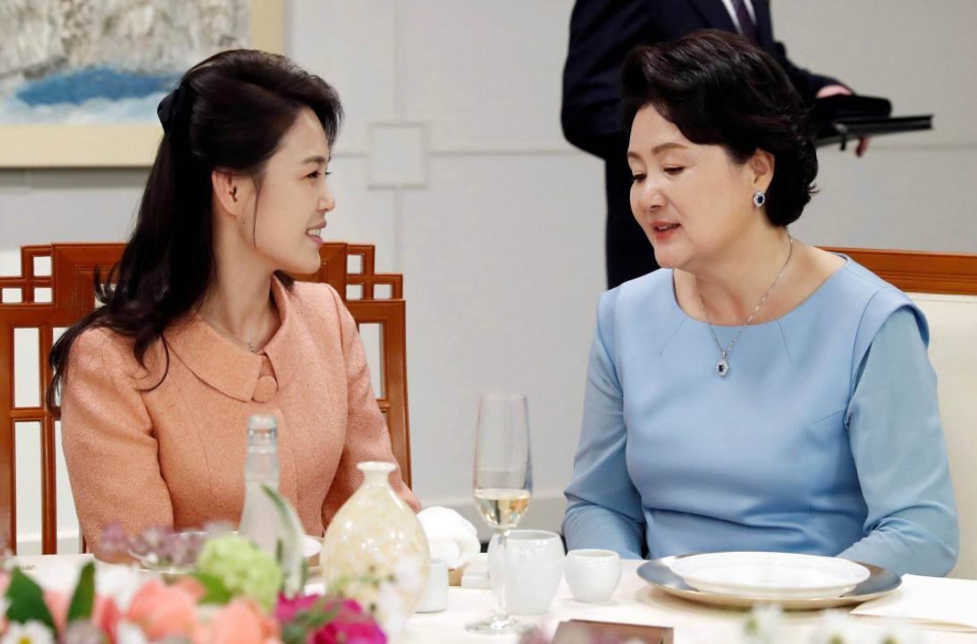 South Korea's first wife, Kim Jong-sook: Take the initiative to propose ...