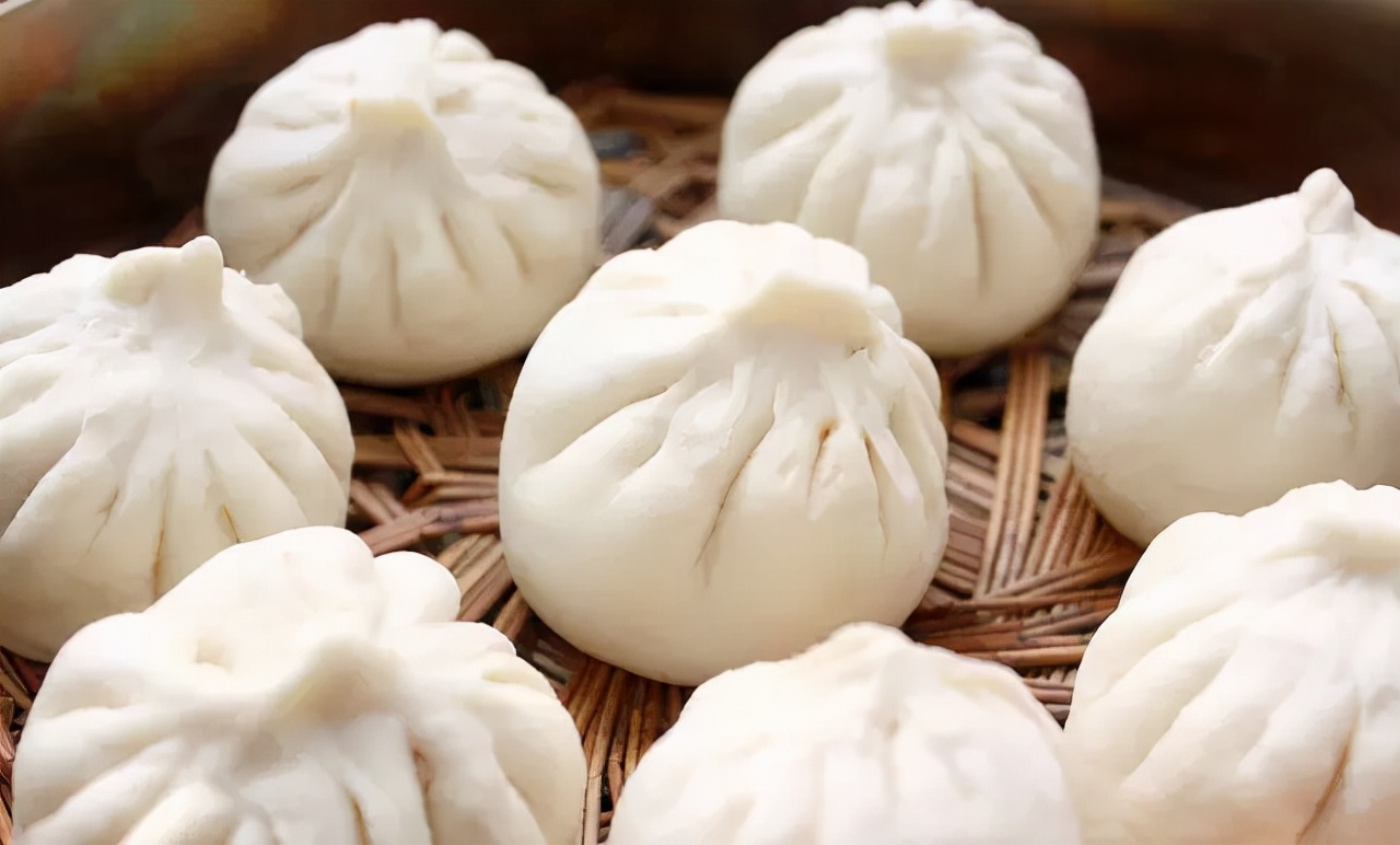 Taste of Dongfu: Weinan Shichen Baozi - iNEWS