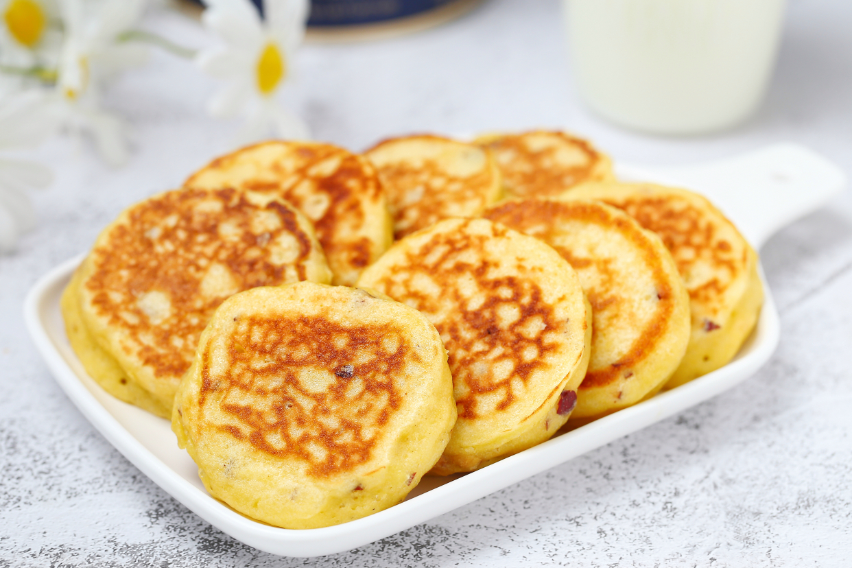 Coarse grain cakes that can be made without touching the noodles with ...