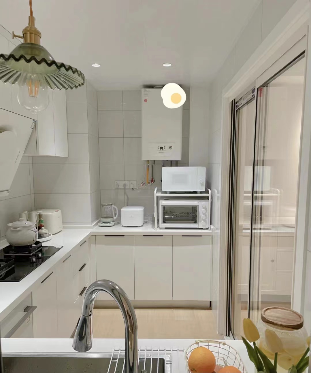 In the wedding room of 128 square meters, 180,000 simple decorations ...