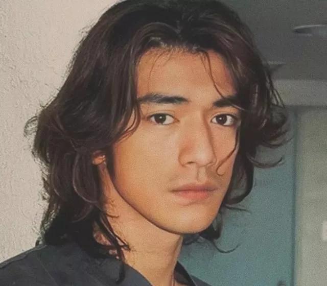 He suddenly ceased to be popular, it was the four emotions that dragged ...