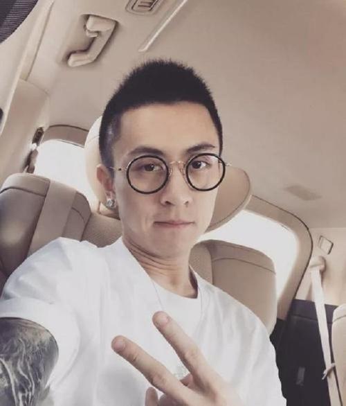 The top rich second-generation Qin Fen is rumored to be richer than ...