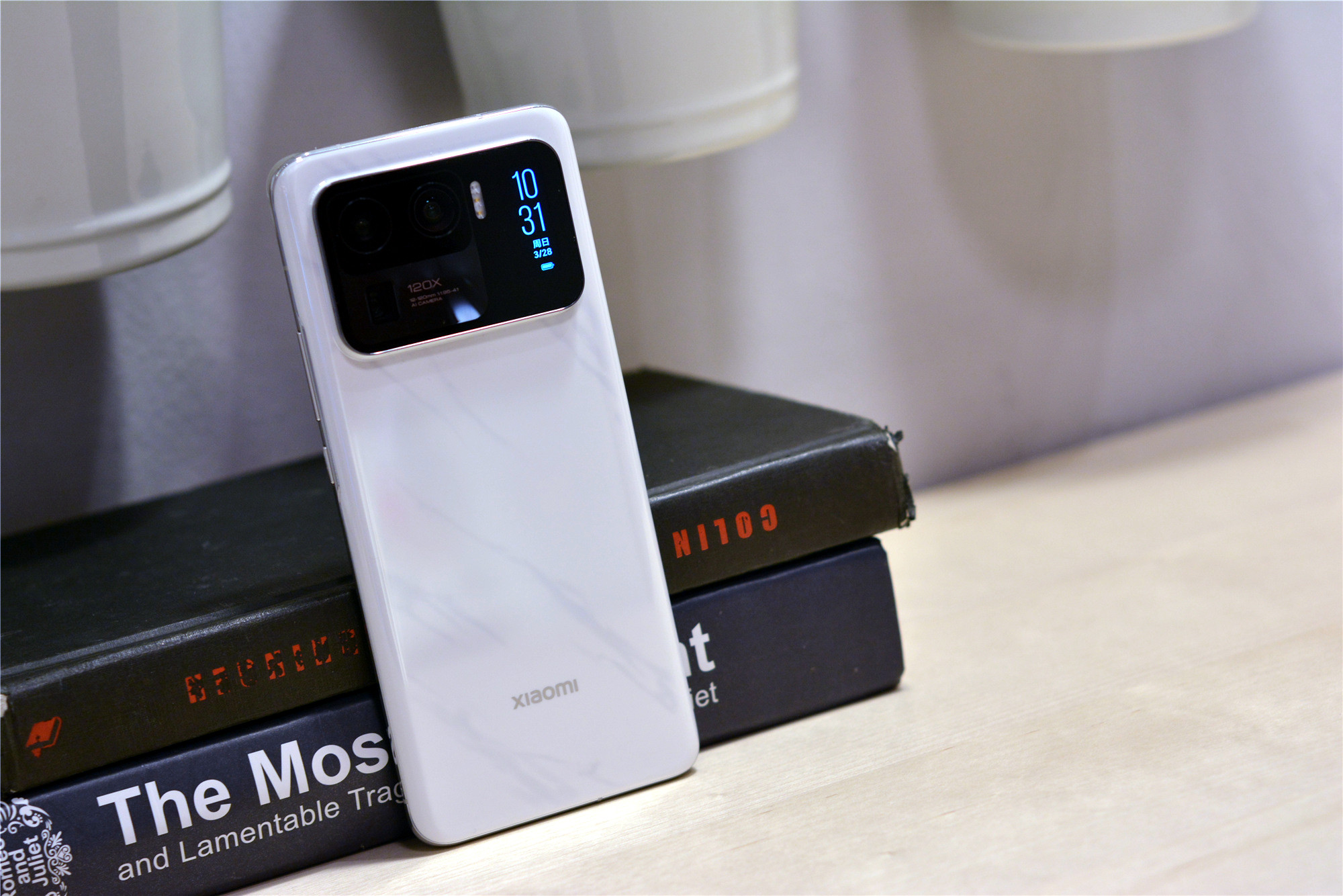 Half and half cheaper than the Samsung phone king, which of the 4 ...