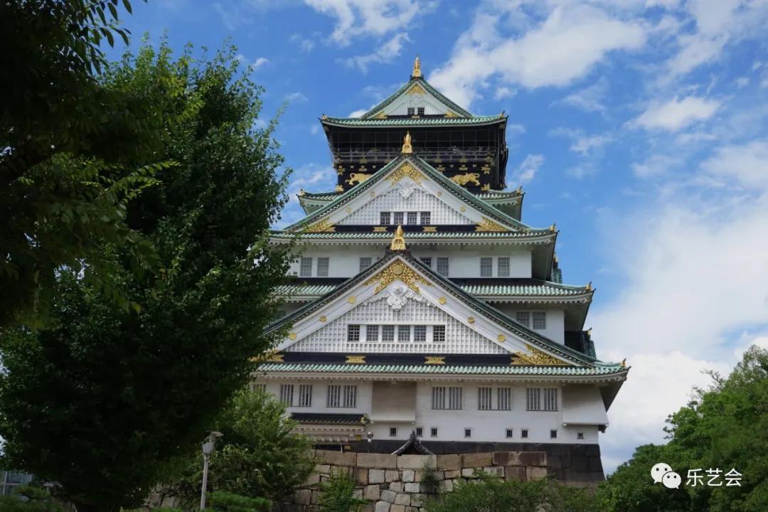 Tour of the Osaka Castle Tenshukaku - iMedia