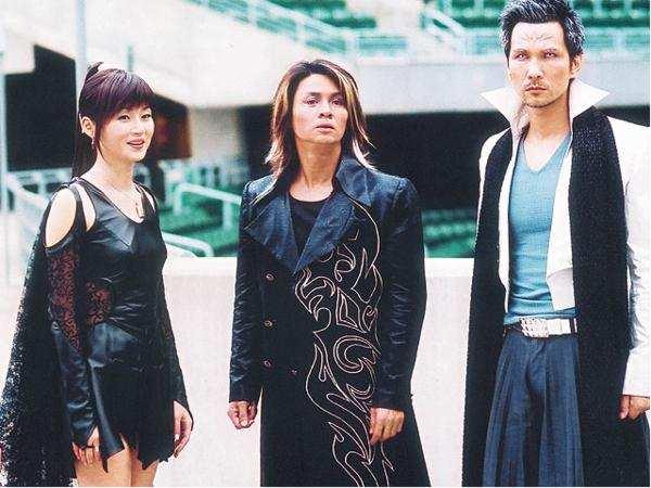 He is a descendant of generals and the most handsome zombie. He is just ...