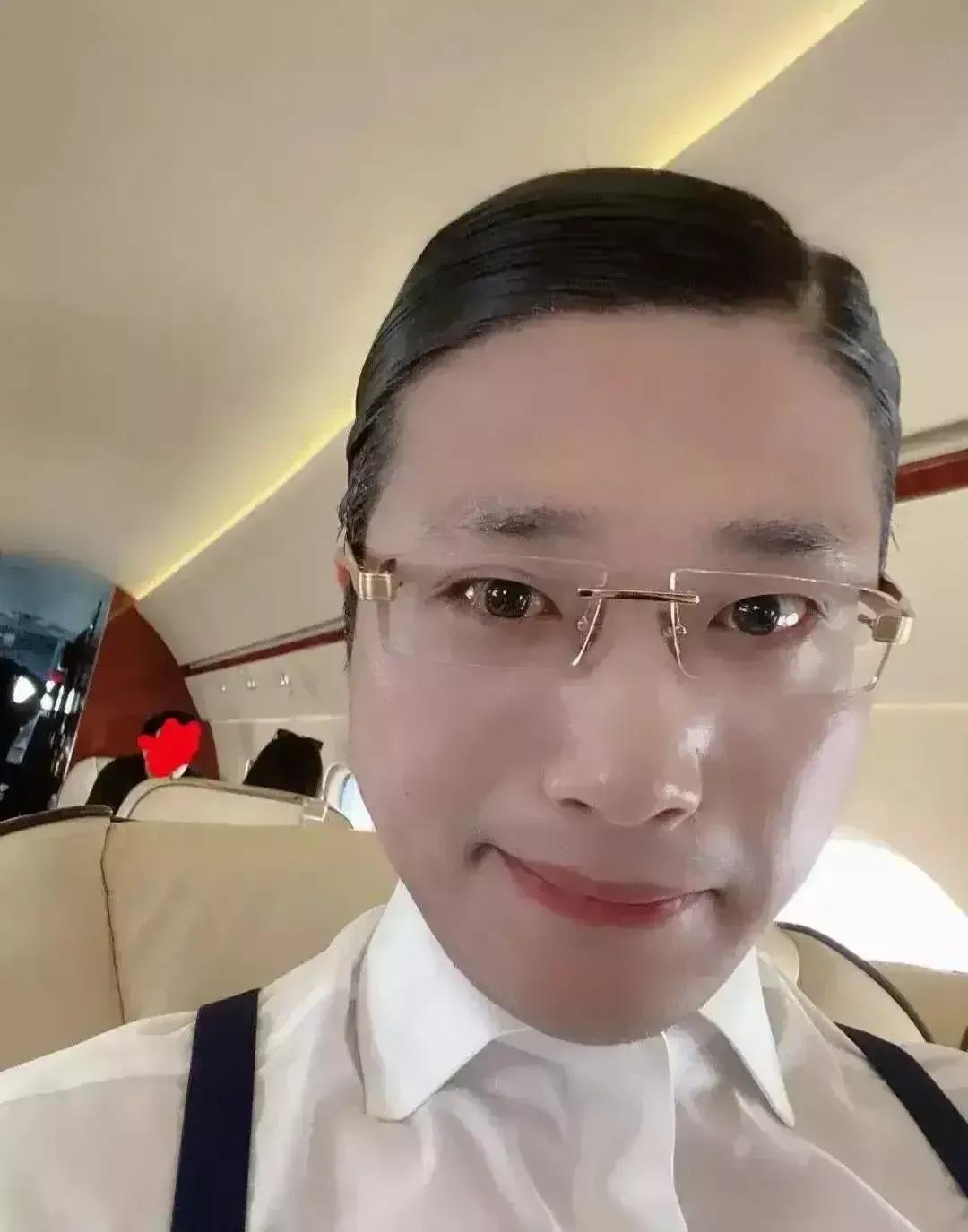 Human low-quality male Xu Qingen - iNEWS