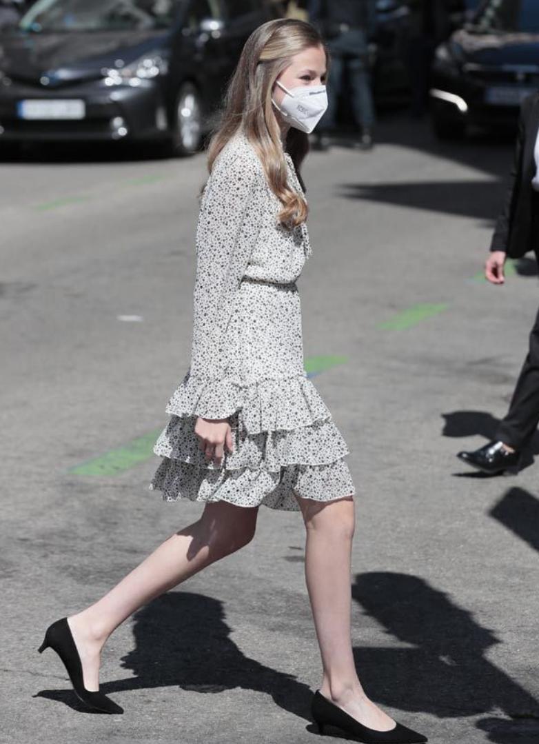 Worthy of being the future queen of Spain, the 15-year-old princess is ...