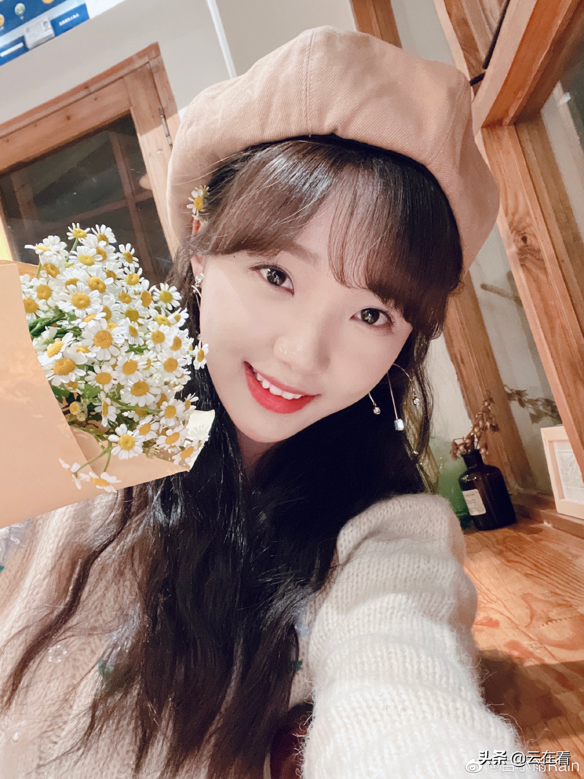 Appreciation of the charming photos of beauty artist Lv Xiaoyu, so cute ...