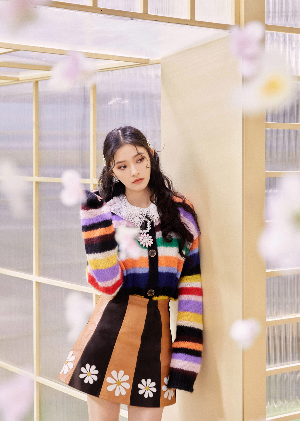 Lin Yun was awakened by the studio for education: to ensure that she ...
