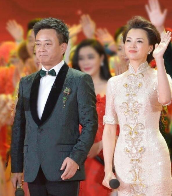 Dong Qing Zhu Jun is the host? The CCTV Spring Festival Gala show was exposed suspiciously ...